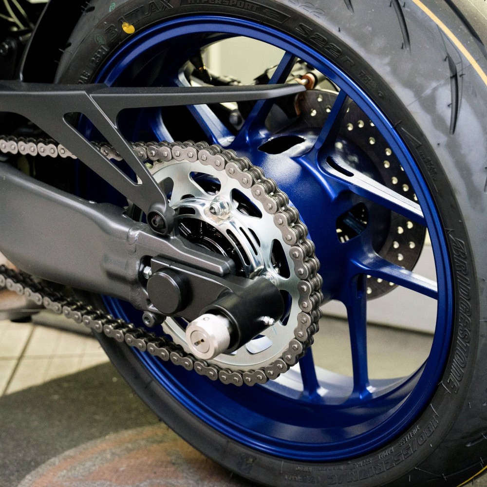 ΚΛΕΙΔΑΡΙΑ ΠΙΣΩ ΤΡΟΧΟΥ EASYBLOCK ΓΙΑ YAMAHA XMAX 300 | Papalexandrakis.com